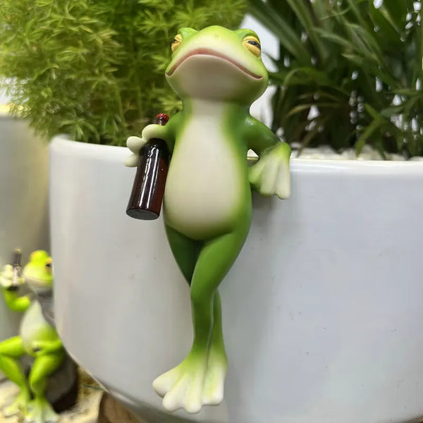 SheremArt Tipsy Frog – Hilipert